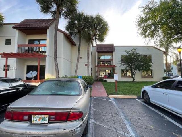8530 Sw 149Th Ave 911, Miami, FL