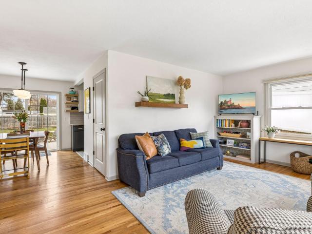 8530 W 35th St, Louis Park, MN 55426 | Compass