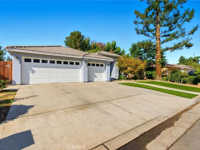 8531 N Woodrow Avenue