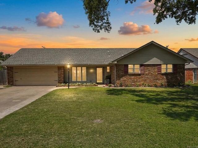 8531 E 35th St, Tulsa, OK 74145