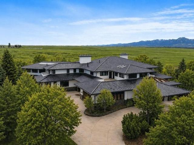 8532 Strawberry Ln, Niwot, CO 80503