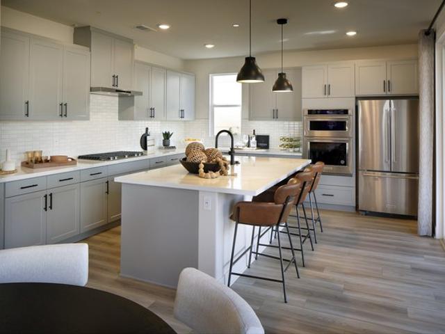 8533 Tamarack St, Chino, CA 91708