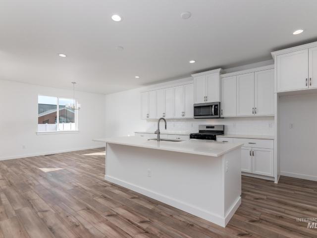 8533 W Millcreek Dr