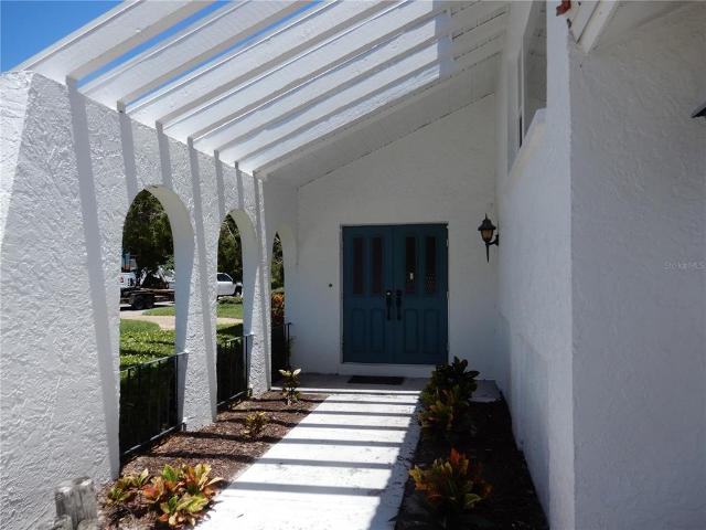 853 2nd Ave S, Tierra Verde, FL 33715 | MLS #TB8469