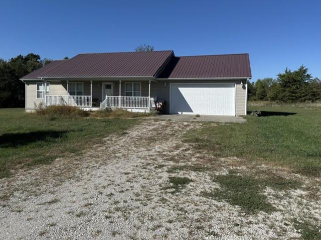 853 Charity Rd, Elkland, MO 65644