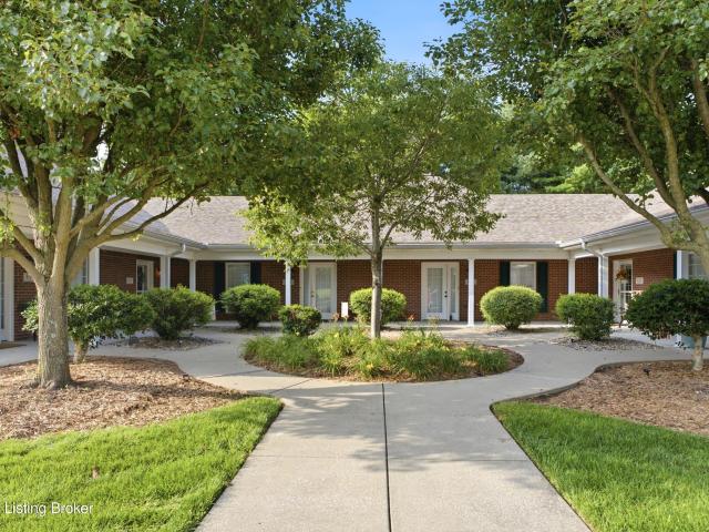 853 Garden Pointe Dr