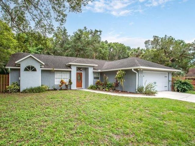 853 E 20th St, Sanford, FL 32771