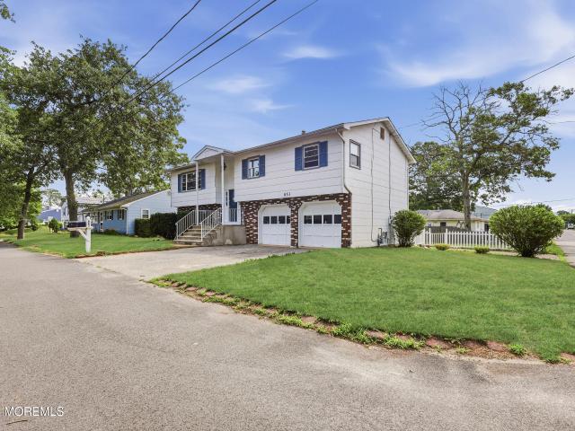 853 Neptune Avenue