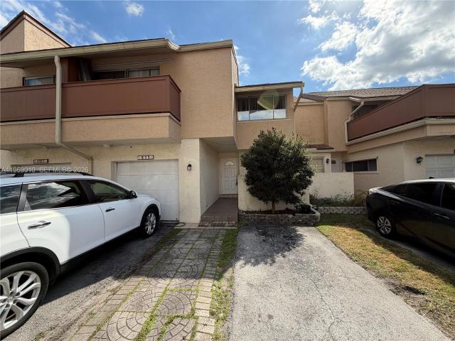 853 NW 81st Ter, Plantation, FL 33324 | MLS #A11969 | Compass