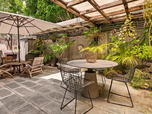 853 S Bundy Dr, Los Angeles, CA 90049 | MLS #25564