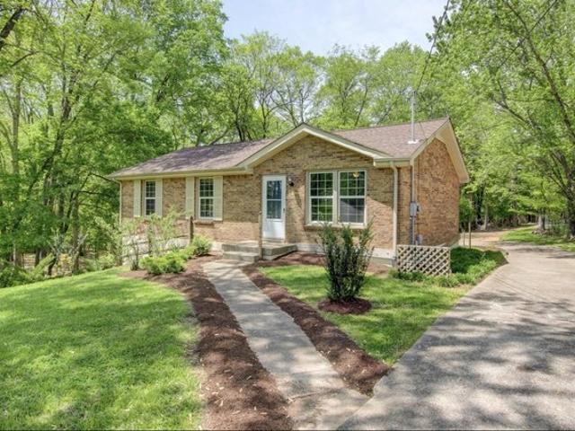 853 Pollard Rd, Clarksville, TN 37042