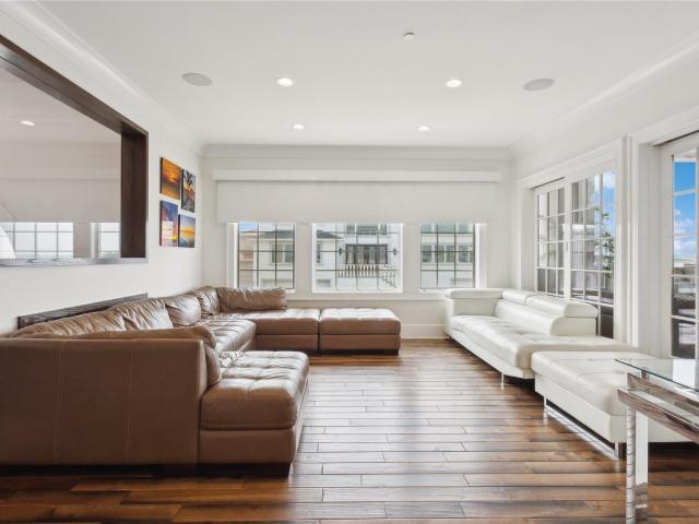 853 W Park Ave, Long Beach, NY 11561 | MLS #L3578