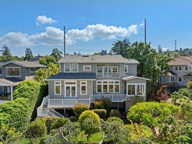 853 Vista Dr, Redwood City, CA 94062
