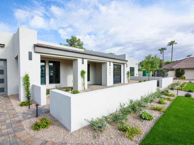 8544 e san lorenzo drive