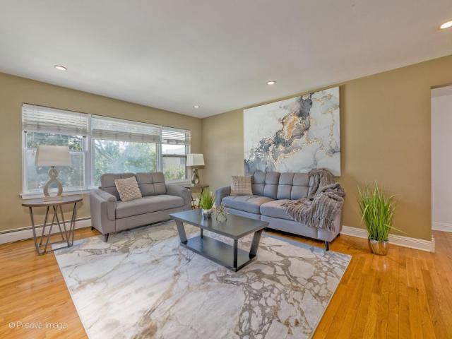 8544 W Rascher Avenue # 3W
