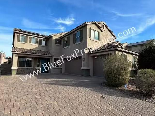 8545 N Gaetano Loop