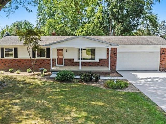8545 Gallant Fox Trl, Flushing, MI 48433