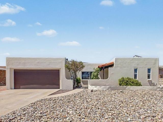 8546 E Pine Valley Dr, Tucson, AZ 85710