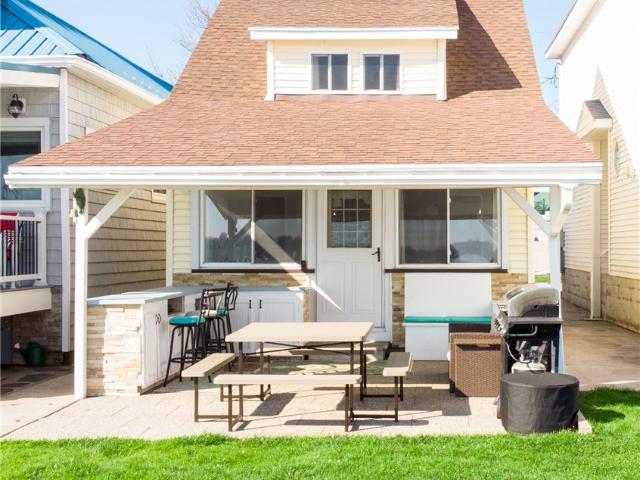 8546 Gardenier Lane