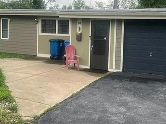 8548 Midwood Ave, Saint Louis, MO 63134