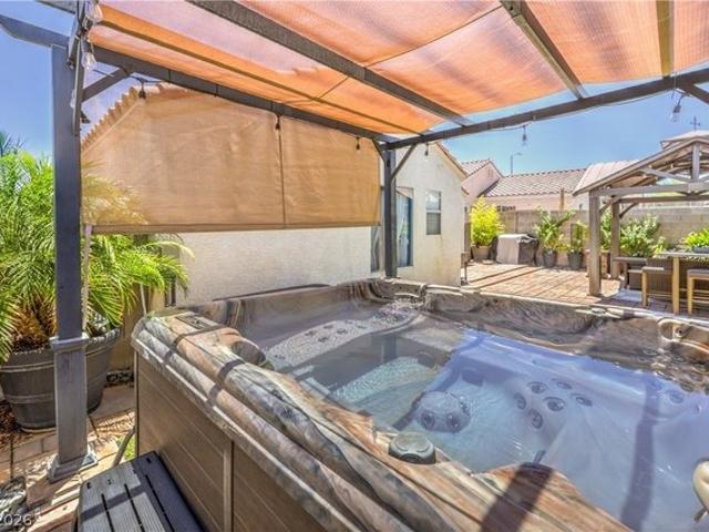 8548 Hidden Pines Ave, Las Vegas, NV 89143