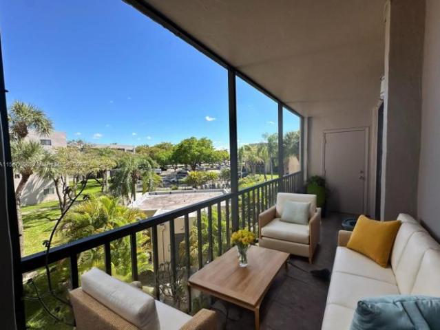 8540 SW 133rd Avenue Rd #310, Miami, FL 33183