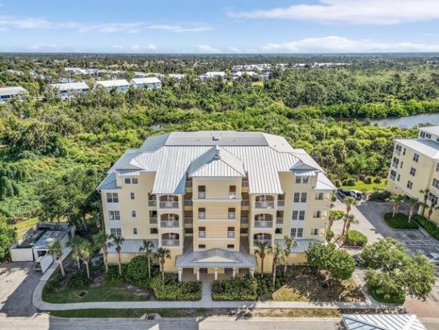 8541 Amberjack Cir #202, Englewood, FL 34224