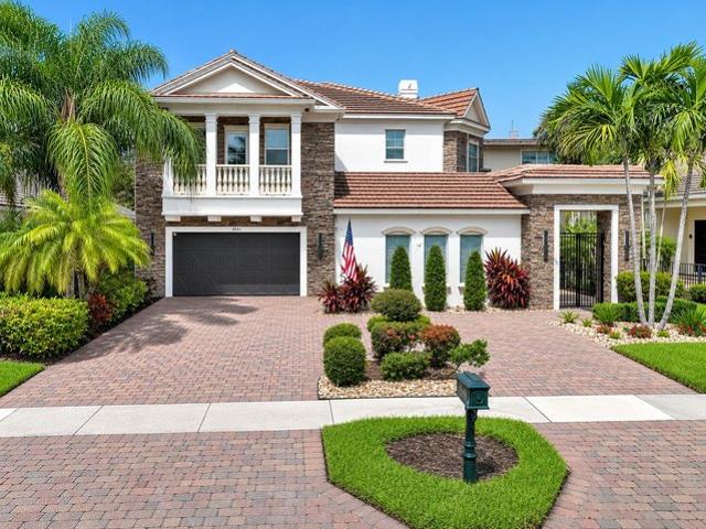 8541 Butler Greenwood Dr, Royal Palm Beach, FL 33411