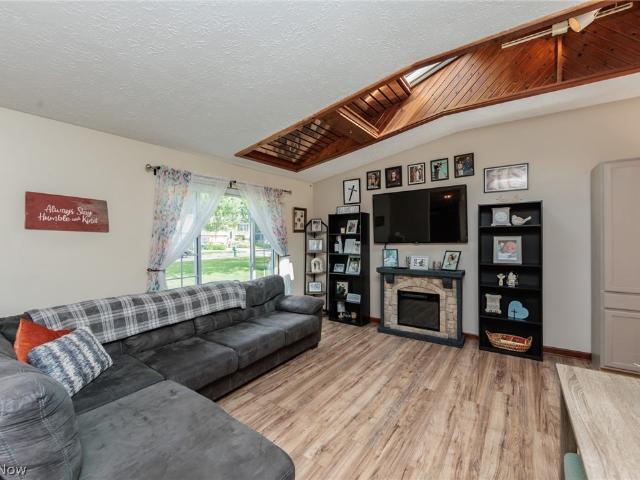 8543 Greenbriar Drive
