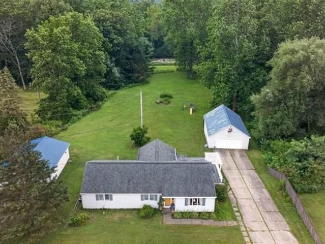 8543 Skinner Rd, McKean, PA 16426