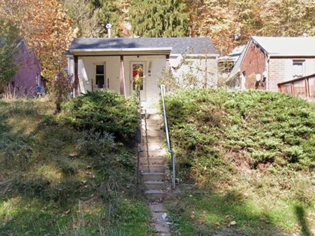 854 Bocktown Rd, Crescent, PA 15046