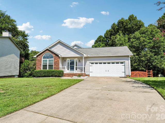 854 Highlander Court