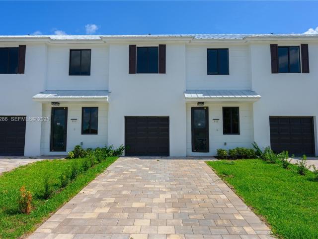 854 SW 1st St, Florida City, FL 33034 | MLS #A11624 | Compass