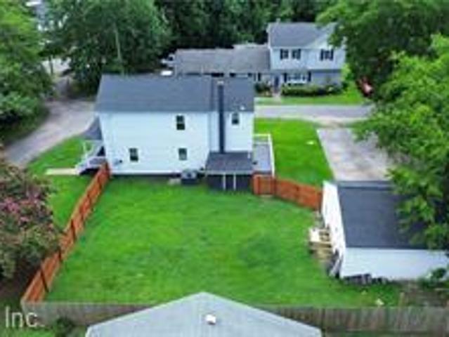 854 Potomac AVE