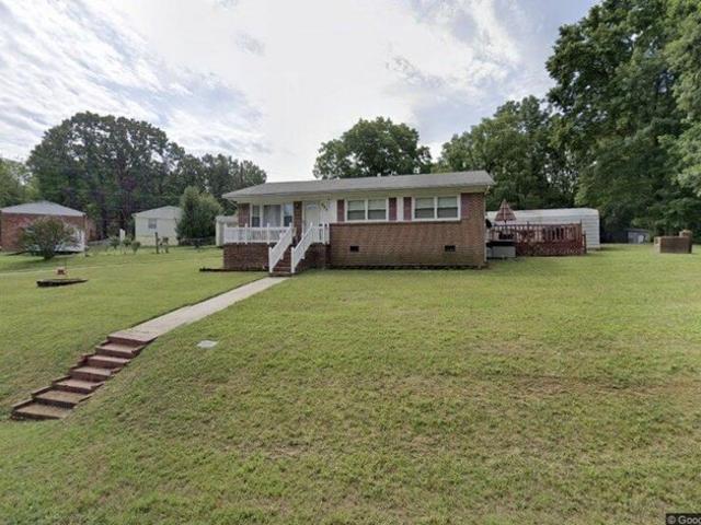854 Robinson Cir, Reidsville, NC 27320