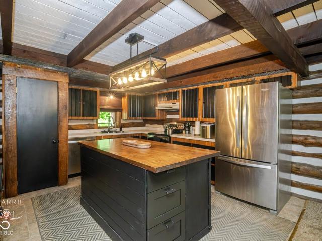 8556 N Chickadee Drive