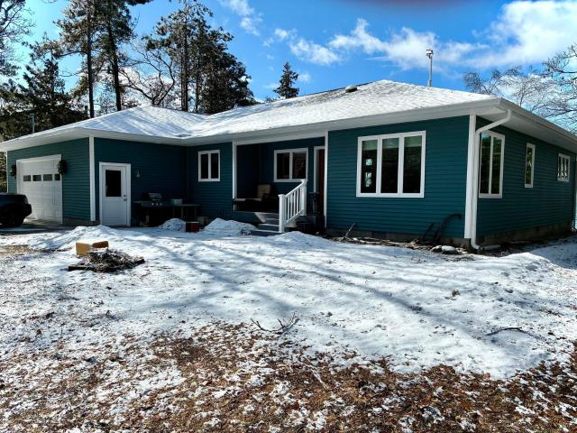 8558 North Point Shores Road, Alpena, USA, MI