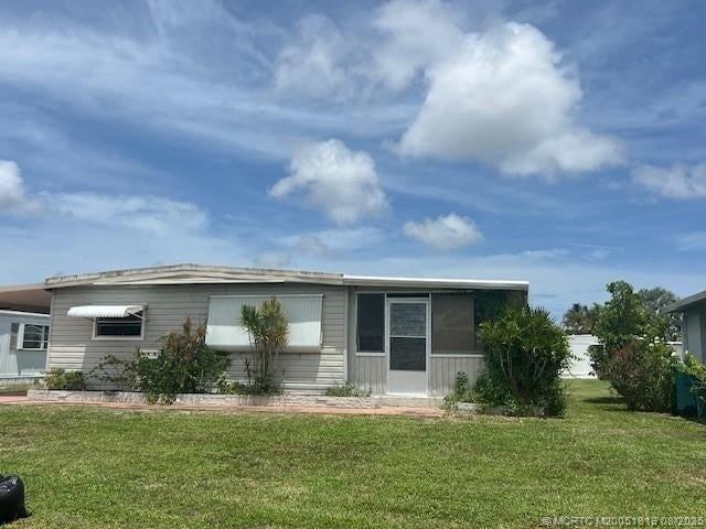 8558 Crown Dr, Boynton Beach, FL 33436