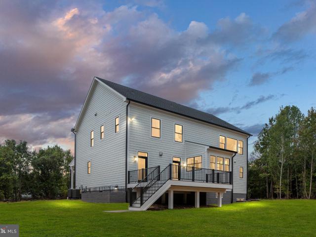 8558 Highclere Ln, Spotsylvania, VA 22553 | MLS #VASP2040