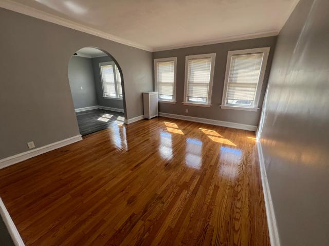 8559 S Bennett Ave, Unit 1, Chicago, IL 60617 | MLS #12614