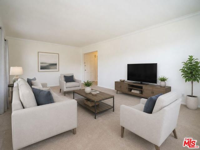 8551 Holloway Drive