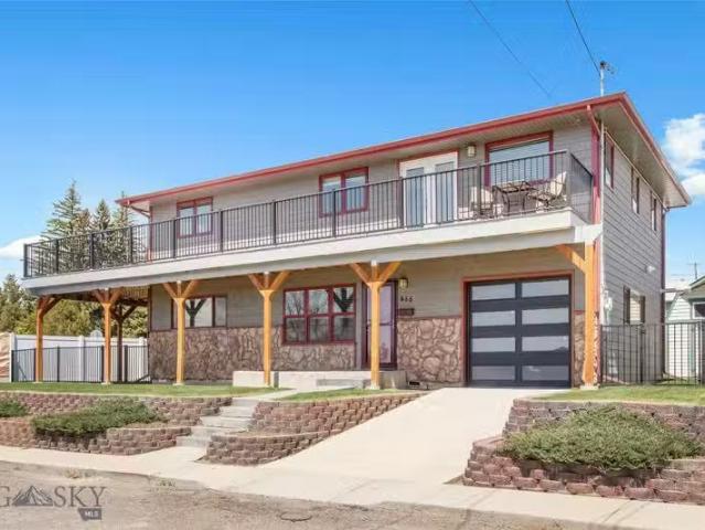 855 7TH ST, BUTTE, MT 59701 Single Family Residence For Sale.