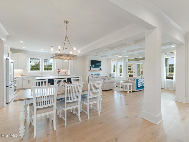 855 Cannonsgate Drive