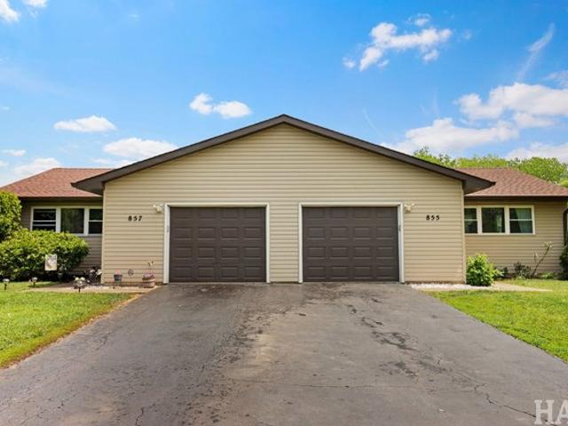 855 Belle Plaine Ave, Gurnee, IL 60031