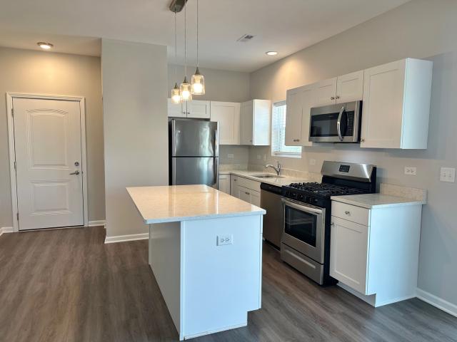 855 E Main Street # 3F