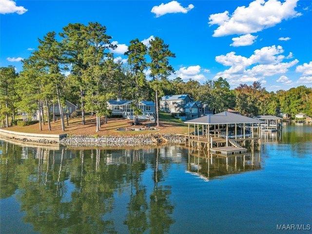 855 Holiday Dr, Dadeville, AL 36853