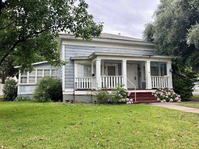 855 Jackson St, Red Bluff, CA 96080