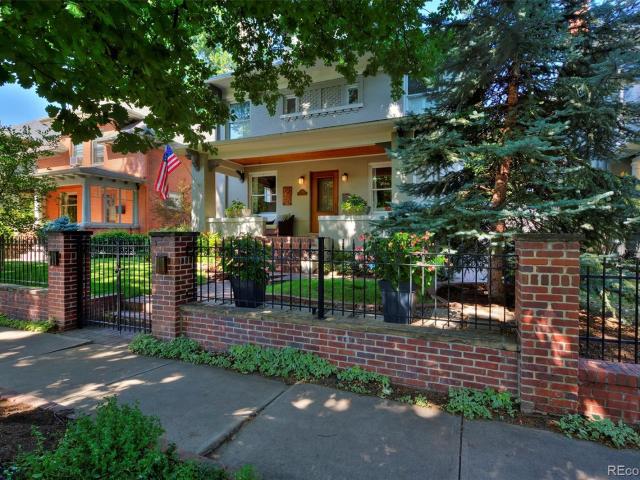 855 Marion Street