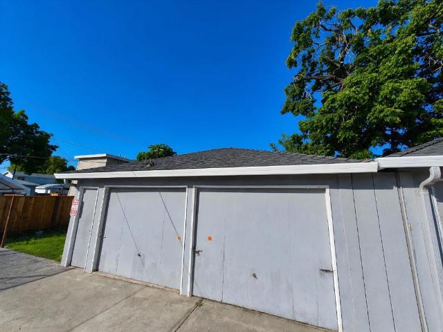 855 N 16th Street