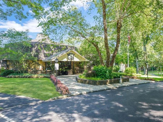 855 Skyline Drive